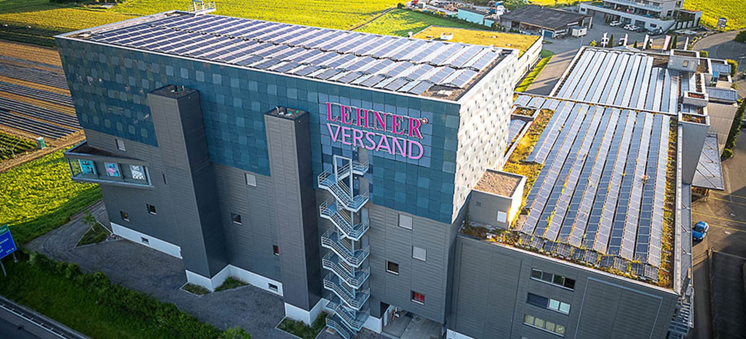 Lehner Versand acquires VEDIA | News | Wirtschaftsförderung Luzern