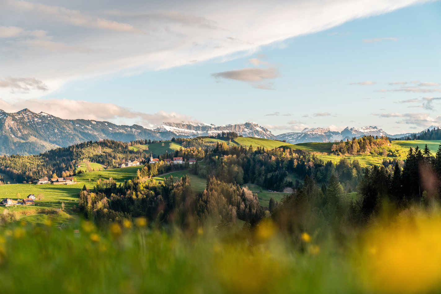Romoos als «Best Tourism Village» der UN ausgezeichnet | News ...